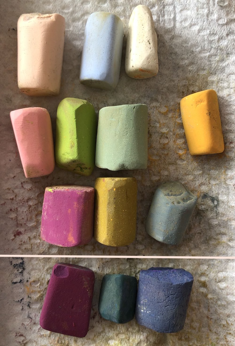 Value Scale: How it relates to your thumbnail & painting - How to Pastel